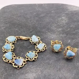 Vintage | Jewelry | Vintage Blue Plastic Gold Tone Metal Bracelet ...